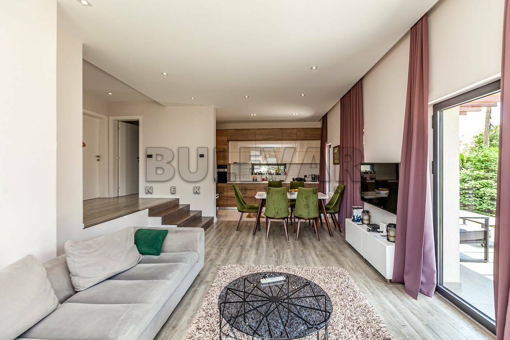 Kuća, Niš - Pantelej(Niš) | Prodaja · 175m² · 450.000€