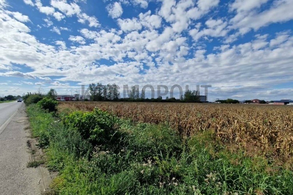 Plac, Beograd - Autoput Za Zagreb | Prodaja · 17300m² · 1.750.000€
