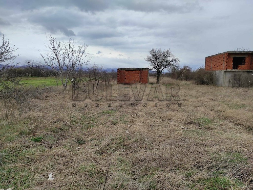 Plac, Niš - Popovac | Prodaja · 1452m² · 14.500€