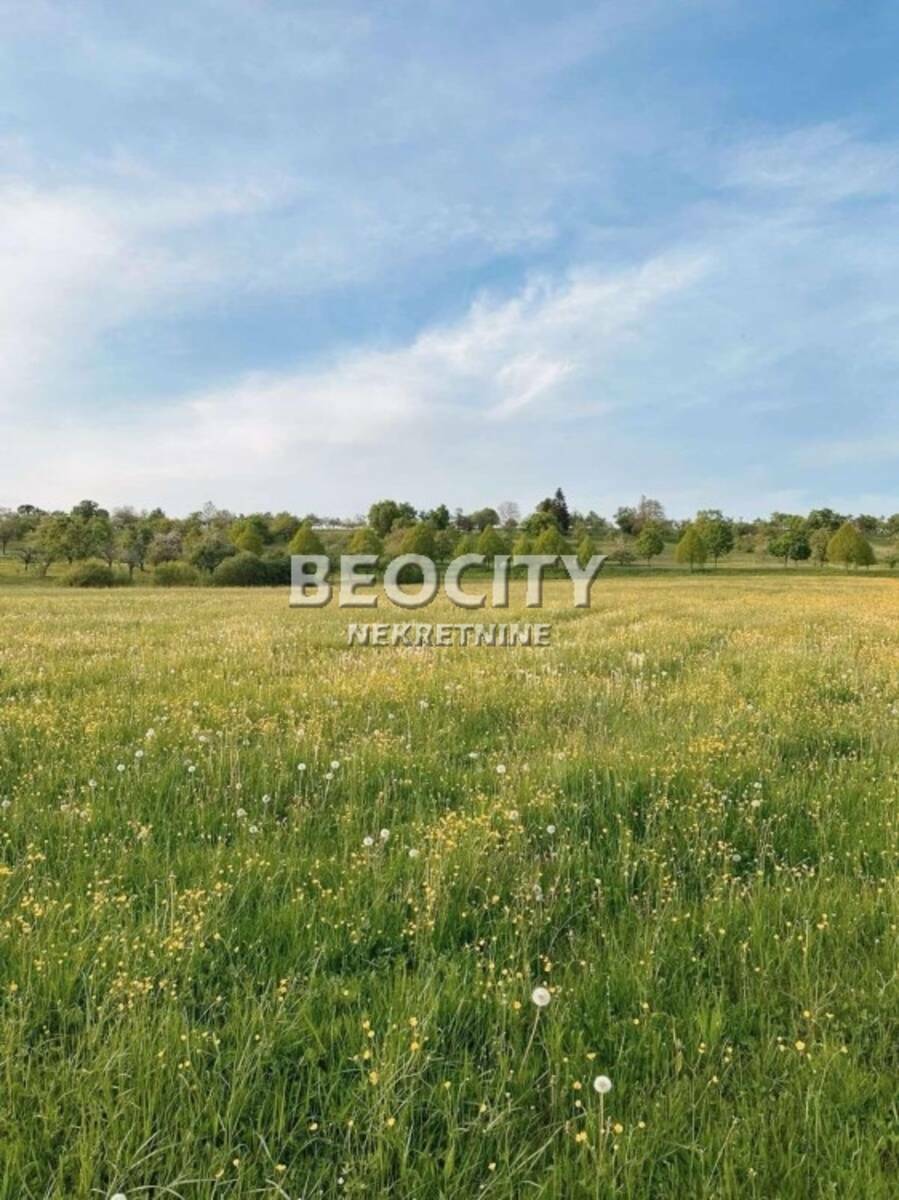 Plac, Beograd - Ugrinovci | Prodaja · 33700m² · 337.000€
