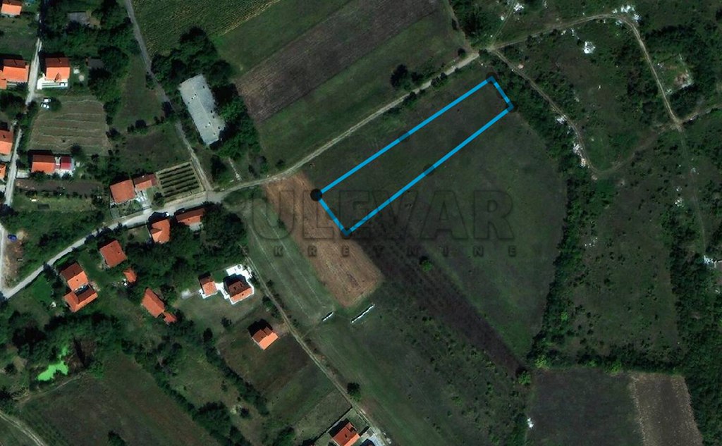 Plac, Niš - Čamurlija | Prodaja · 2482m² · 24.999€