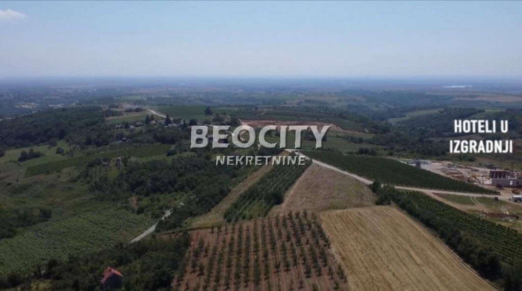 Plac, Irig - Centar | Prodaja · 17600m² · 350.000€
