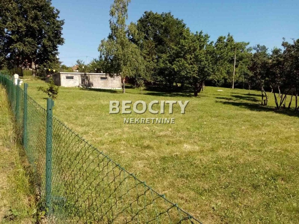 Plac, Beograd - Boždarevac | Prodaja · 1400m² · 30.000€