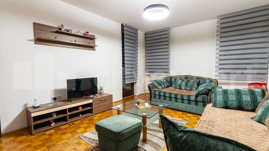 Stan za izdavanje BEZ PROVIZIJE: Dvosoban, 63m², Lazarevački drum, Čukarica - 550€