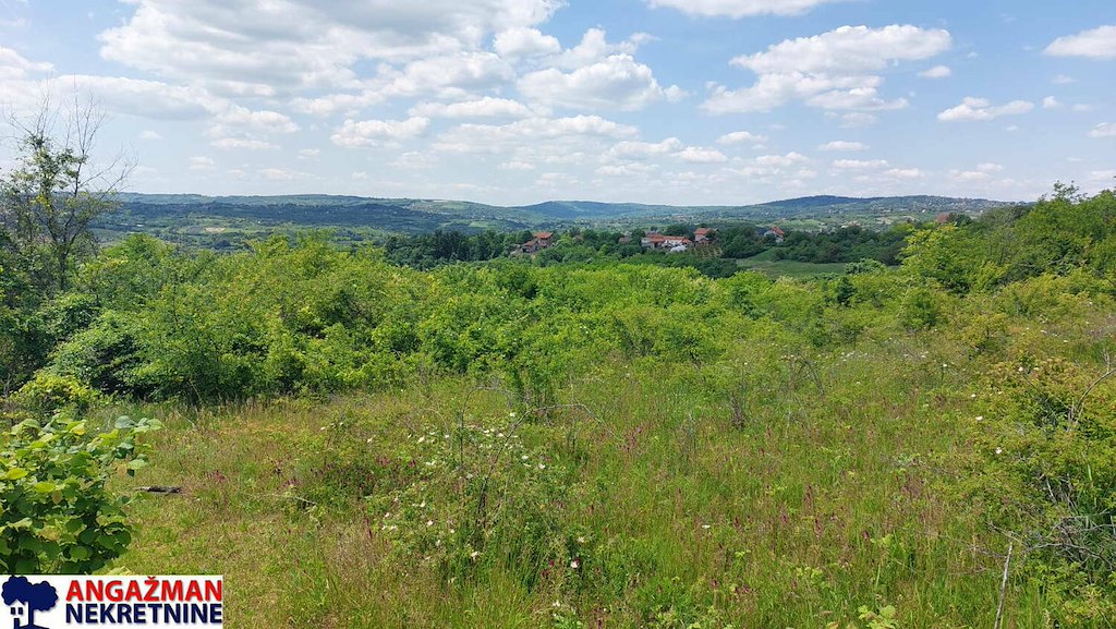 Plac, Beograd - Mala Ivanča | Prodaja · 84.000€
