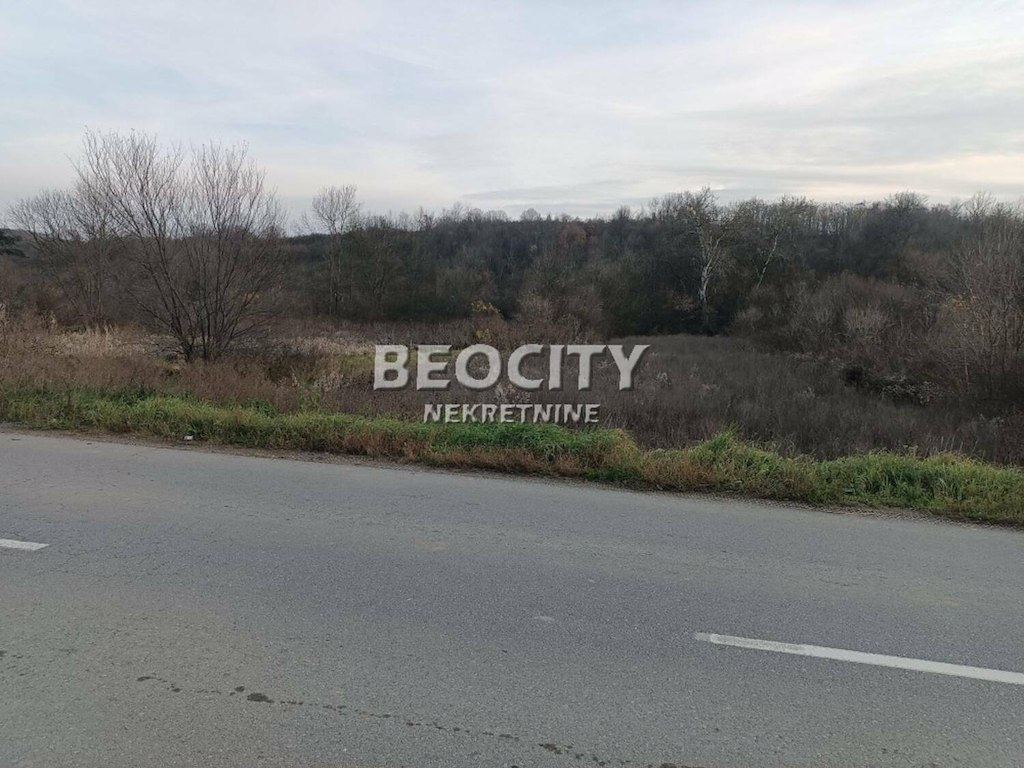 Plac, Beograd - Mala Moštanica | Prodaja · 1200m² · 14.400€