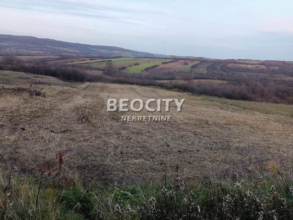 Plac, Beograd - Mala Moštanica | Prodaja · 2600m² · 31.200€