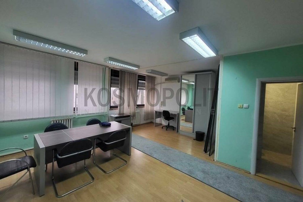 Poslovni prostor / Lokal, Beograd - Ustanička | Prodaja · 31m² · 80.000€