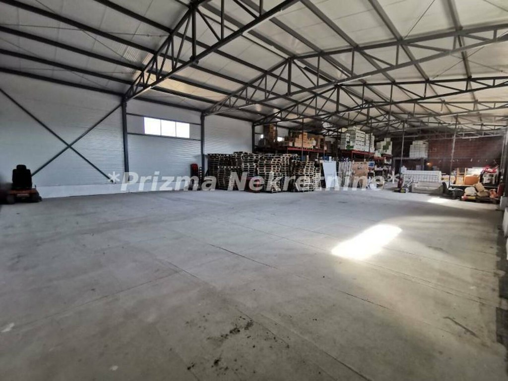Poslovni prostor / Lokal, Ćićevac | Prodaja · 760m² · 240.000€