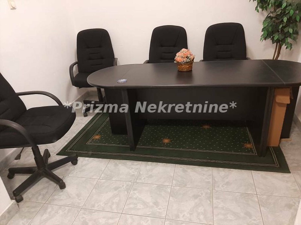 Poslovni prostor / Lokal, Paraćin | Prodaja · 600m² · 180.000€