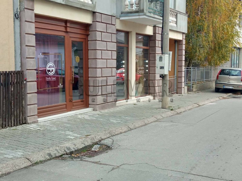 Poslovni prostor / Lokal, Kragujevac - Centar | Prodaja · 38m² · 87.500€