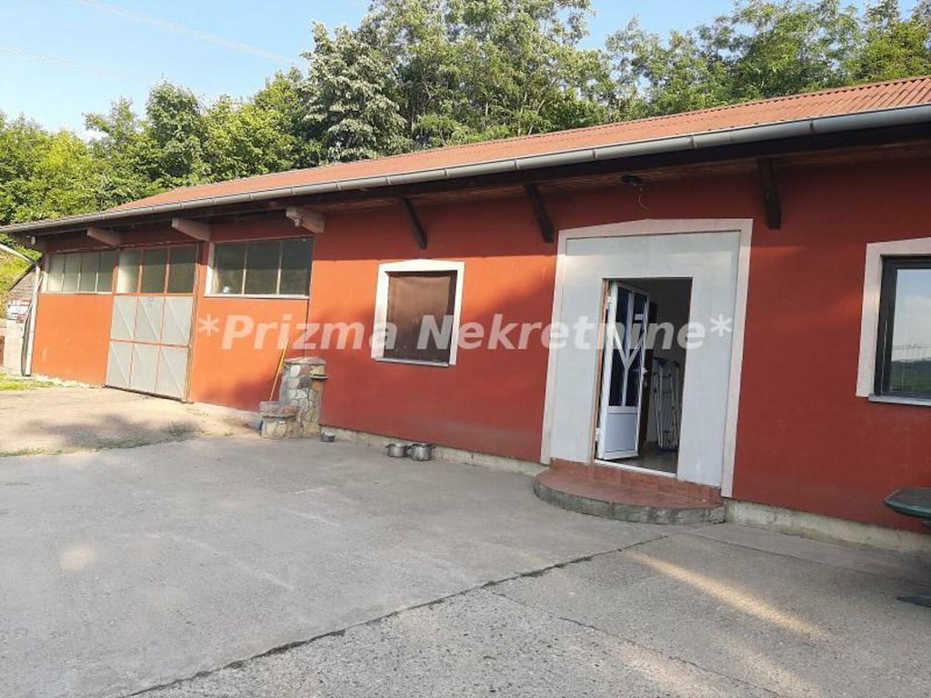 Poslovni prostor / Lokal, Paraćin | Prodaja · 183m² · 95.000€