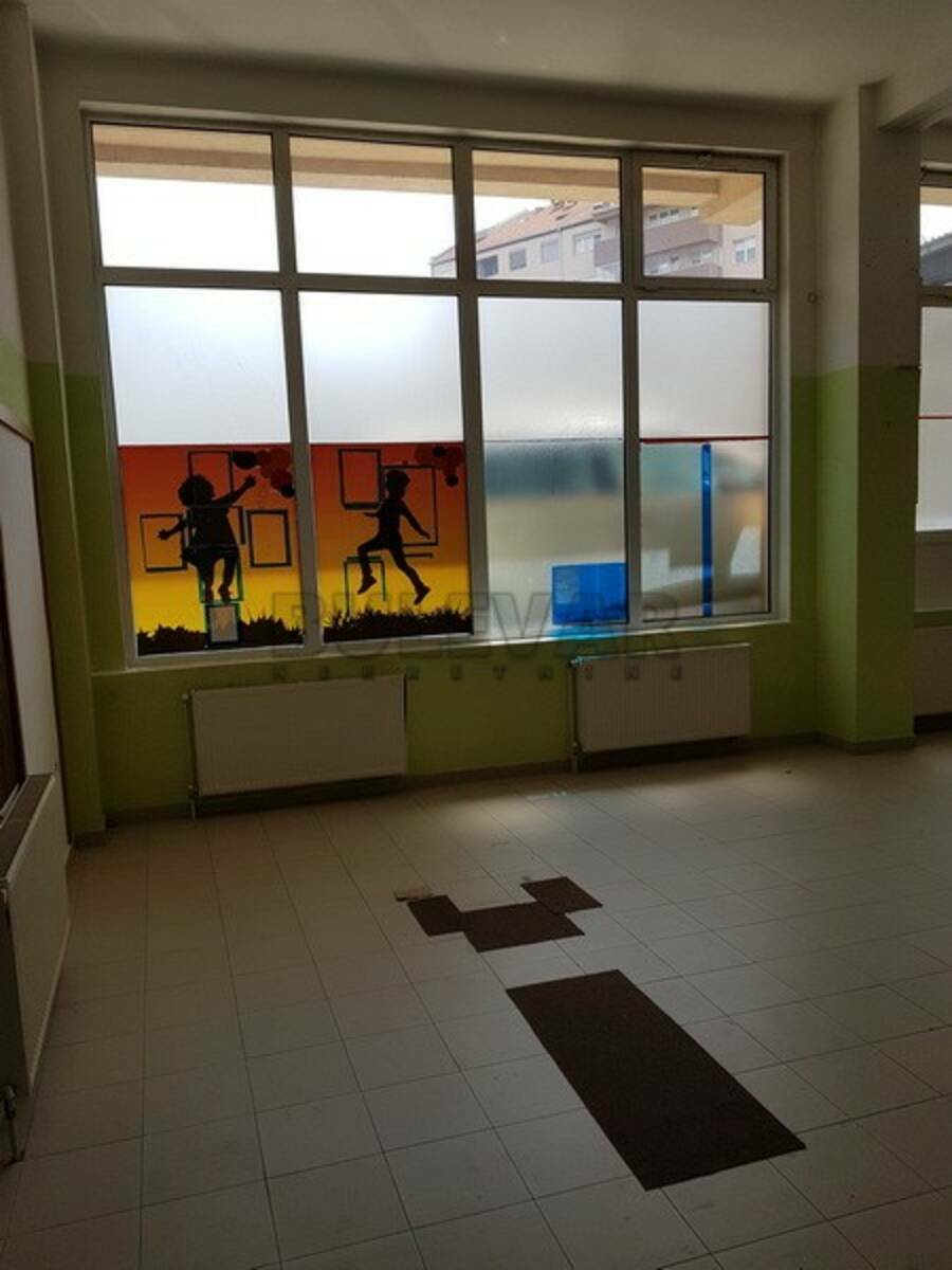 Poslovni prostor / Lokal, Niš - Centar | Prodaja · 69m² · 134.000€