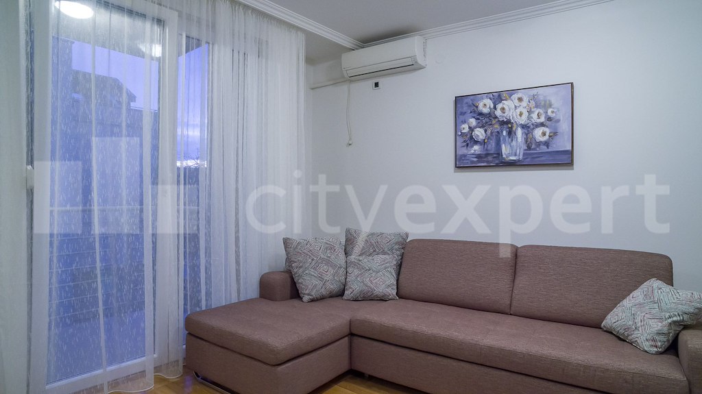 Stan Izdavanje Novi Sad Bez provizije - 40m², Vojvode Šupljikca, Novi Sad - 350€