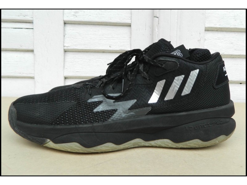 ADIDAS Dame 8 Damian Lillard crne patike 48 i 2/3