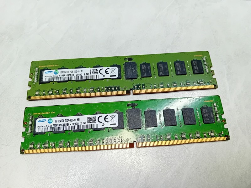ddr4 16gb serverske memorije ispravne  2x 8gb samsung