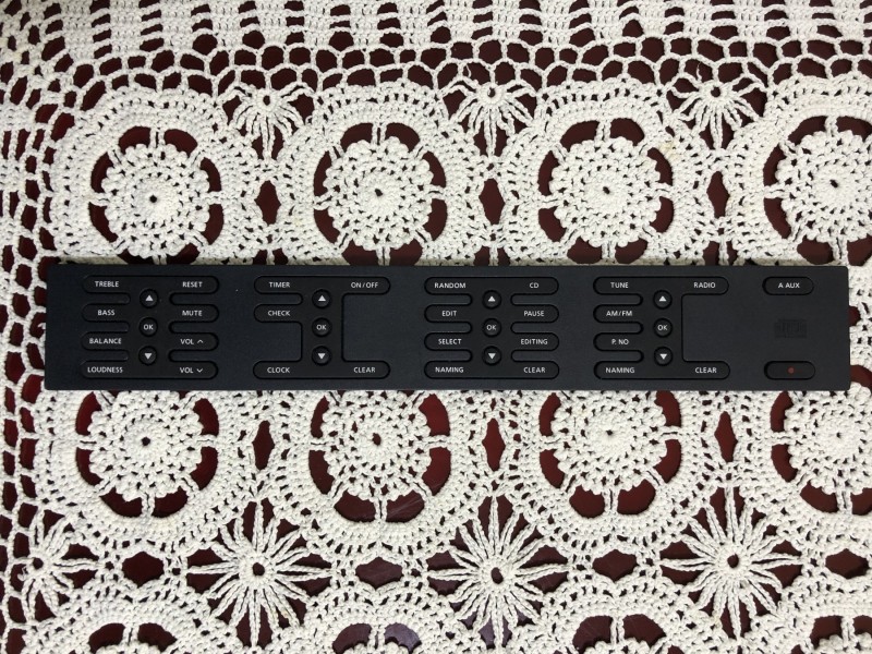 Bang & Olufsen - Beosound 9000 keyboard panel