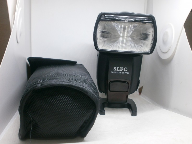 Blic Speedlite SF770I