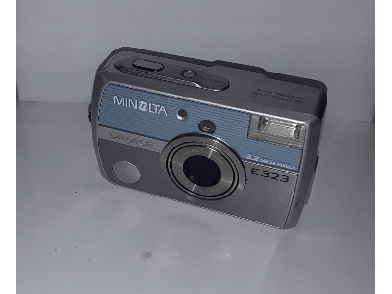 Minolta Dimage E 323 - Digitalni fotoaparat