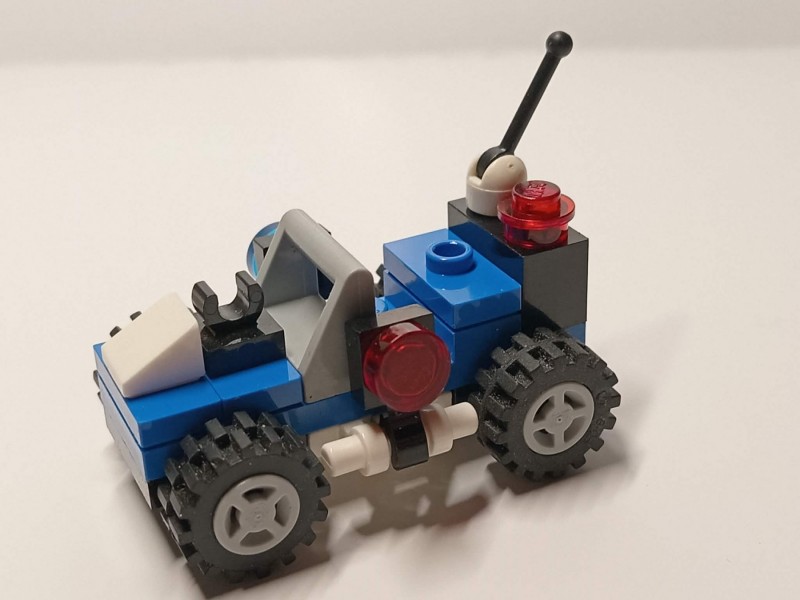 Lego minijature jeep