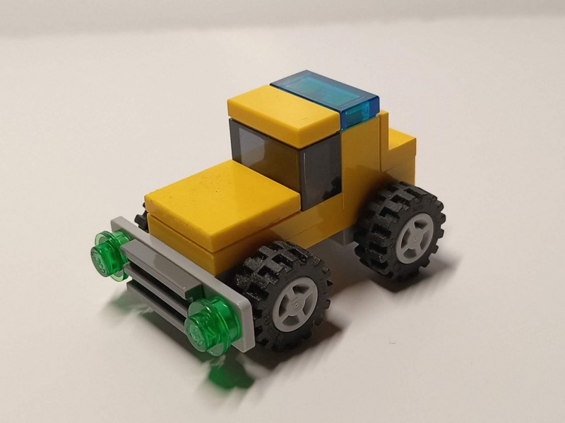 Lego minijature traktor
