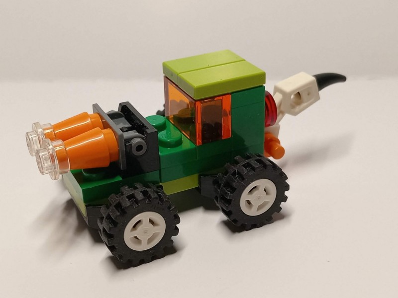 Lego minijature traktor