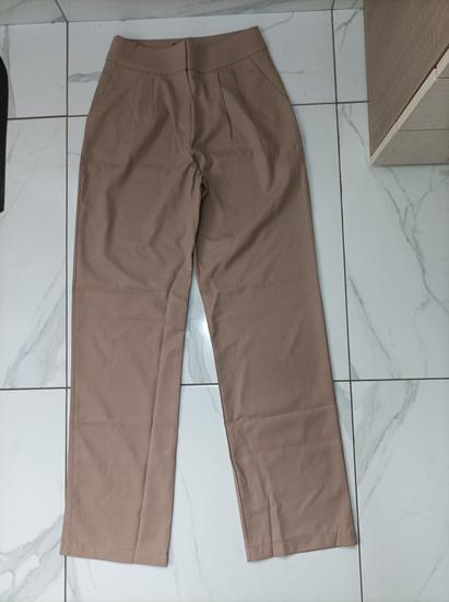    Pantalone poslovne/ elegantne