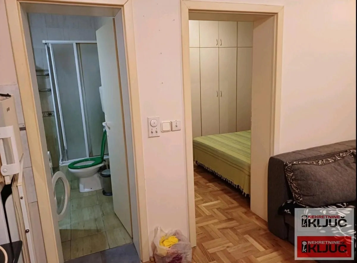 Izdavanje, jednosoban stan, 40m², Grbavica, Novi Sad Sve Podlokacije