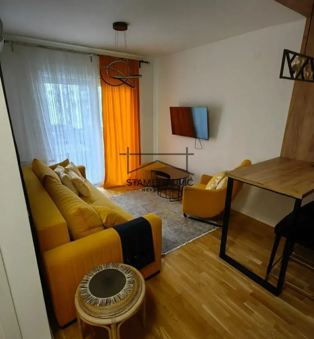 Izdavanje, jednosoban stan, 37m², Novi Sad Sve Podlokacije, Novi Sad