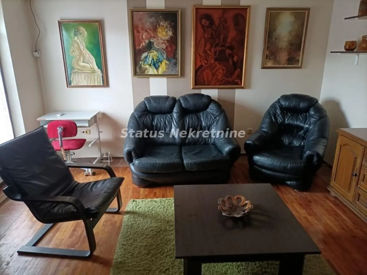 Izdavanje, dvosoban stan, 54m², Grbavica, Novi Sad Sve Podlokacije