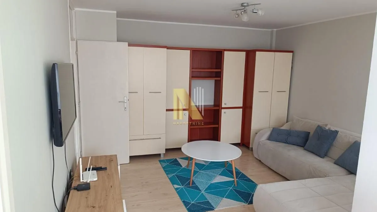 Izdavanje, dvosoban stan, 52m², Liman 4, Novi Sad Sve Podlokacije