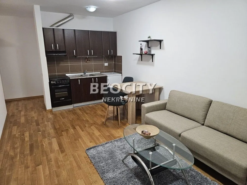 Izdavanje, dvosoban stan, 45m², Gundulićev Venac, Beograd