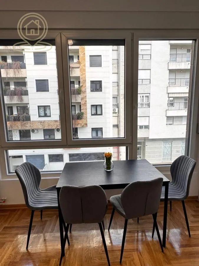 Izdavanje, jednosoban stan, 48m², Crveni Krst, Beograd