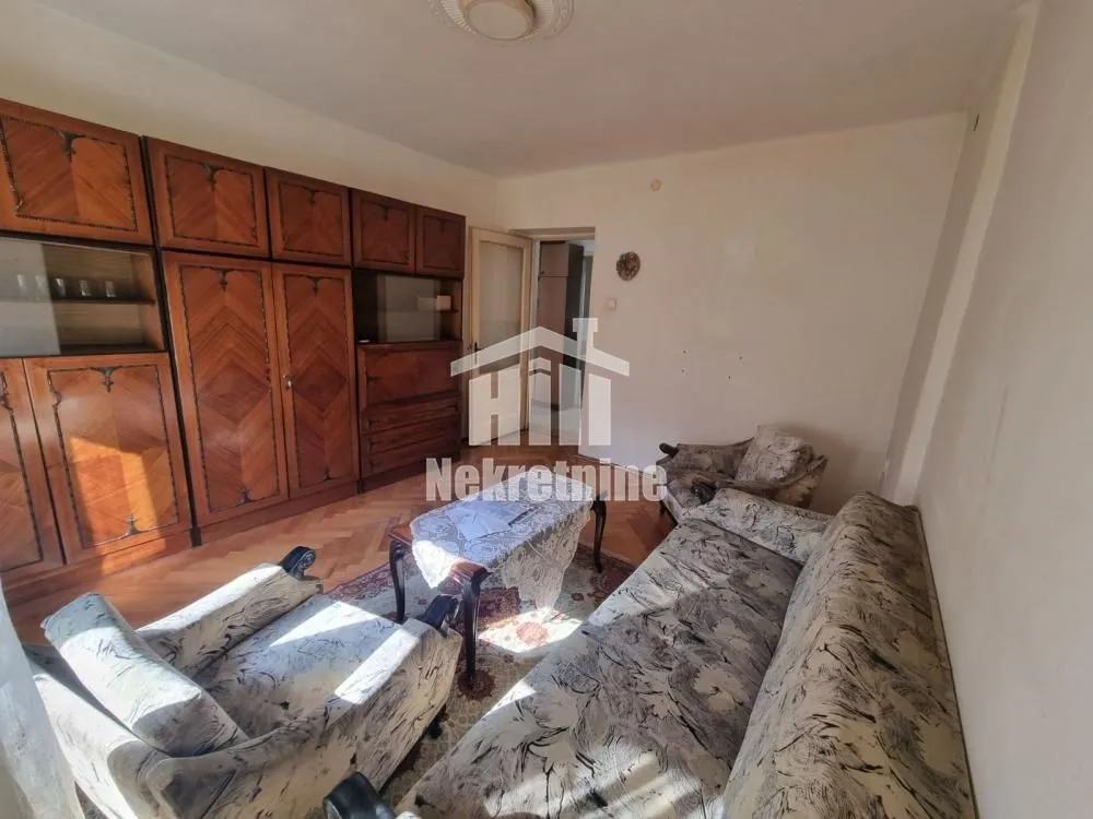 Prodaja, dvosoban stan, 61m², Zemun Centar, Zemun Sve Podlokacije
