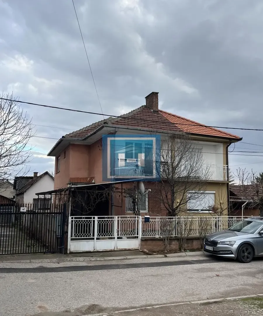 Prodaja, kuća, 109m², Centar, Paraćin