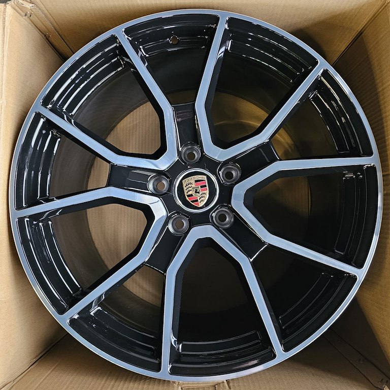 ORIGINAL ALU FELNE ZA PORSCHE
9.5j/11.5 x21 ET60/66 5x130