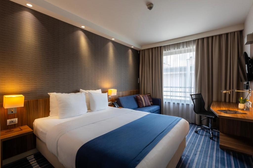 Nobel Palace Hotel