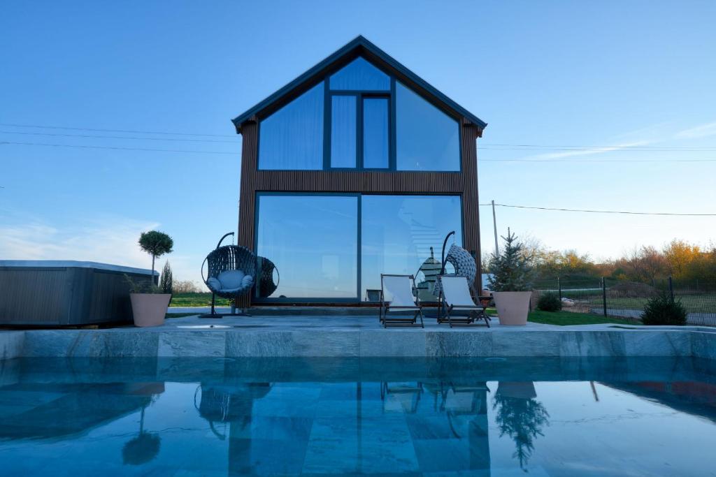 Oasis Pool House