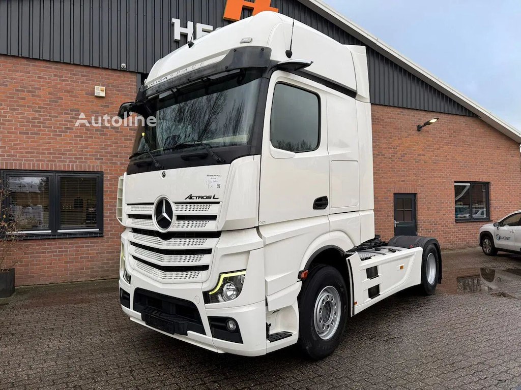 Mercedes-Benz Actros 1845 L Gigaspace 2x tank Standairco Smarttacho 2! 414.960 tegljač