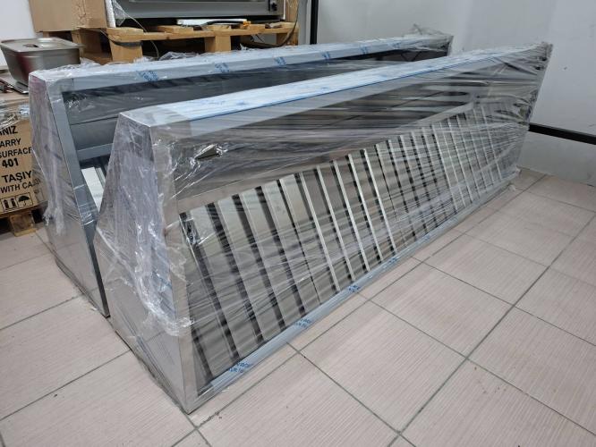 Hauba inox 400x70cm sa filterima dve od 2m
Novi Sad