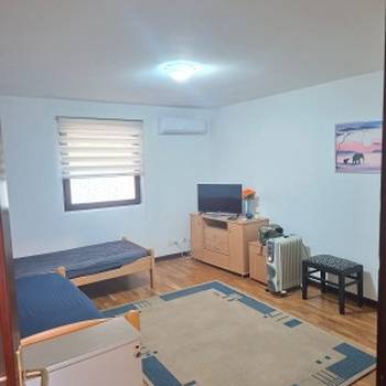 Zemun, izdajem nameštenu garsonjeru 28m2 ❲ 350 eur ❳