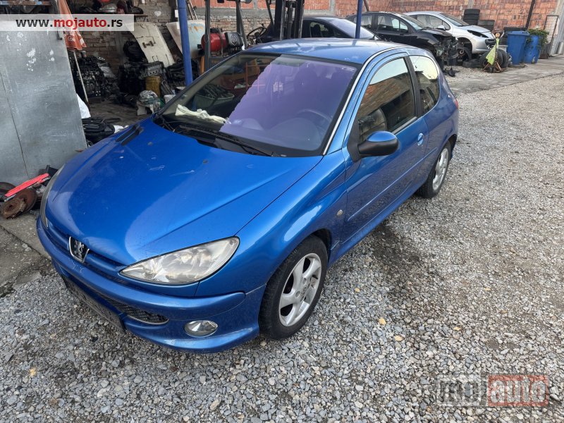 Peugeot 206 polovni delovi