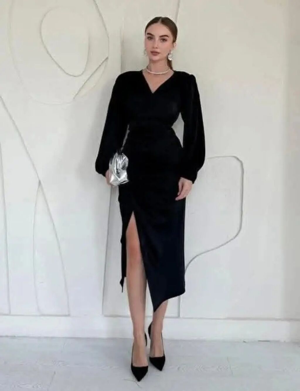 Elegantna midi haljina sa preklopom i drapiranjem - Kroj: struk