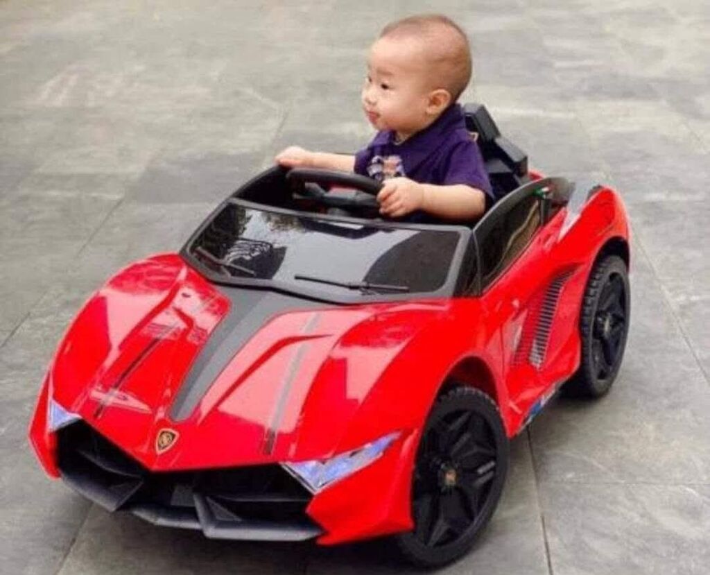 02.     ️LAMBORGHINI METALIK      ️18.599 dinara   Dečiji auto