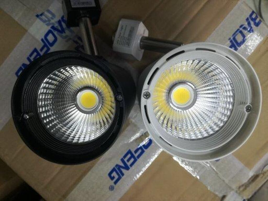 Šinski Reflektori Led 20w 30w 4200k. Šina za šinski Reflektor 550rsd