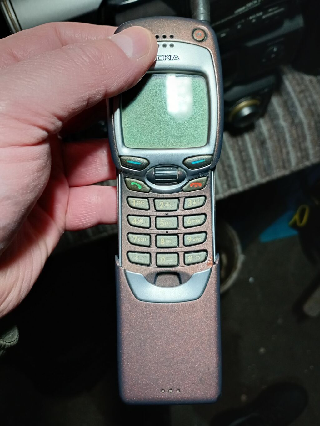 Prodajem dve nokije 7110 i Nokija 3210,odlično