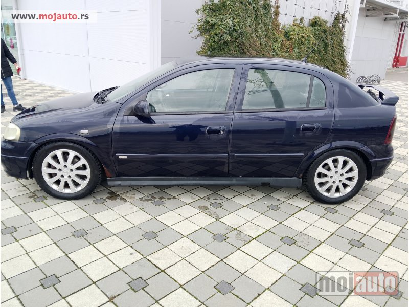 Opel Astra 2.0D