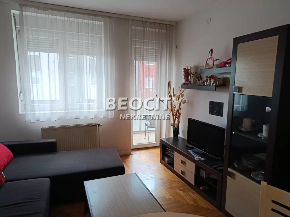 četvorosoban stan, 82 m2, Novi Sad, Okrugićeva ID: 129299