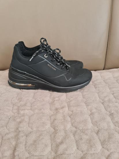 Skechers patike 39