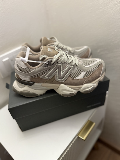 New Balance 9060 Mushroom ORIGINAL Rezz